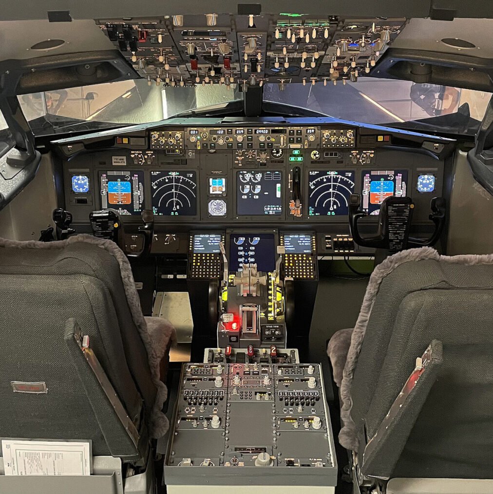 Main Instrument Panel (MIP) - SimObsession - Home Built Boeing 737-800 ...